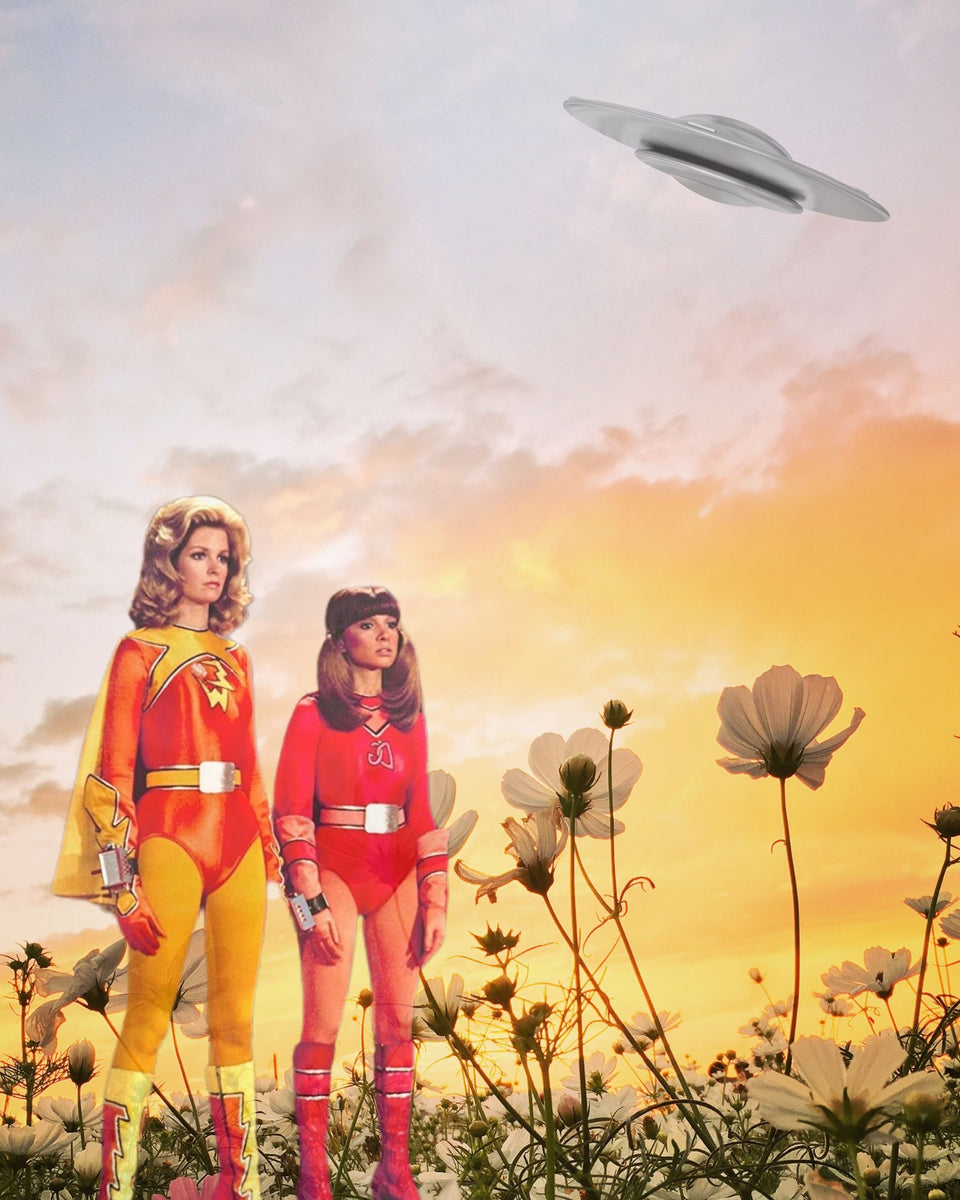 "Staring at the Sun" – Lapis Lily Market